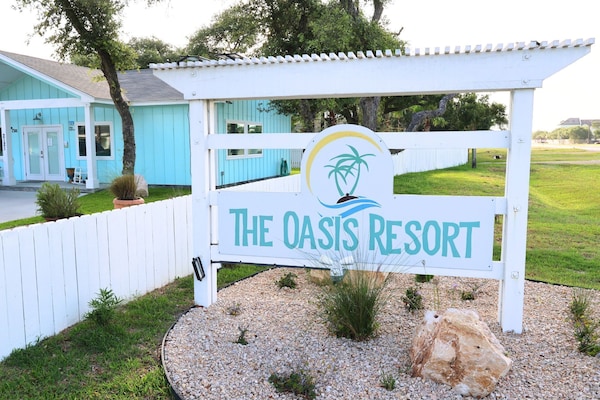 New Listing!  Oasis Bungalow - Rockport, TX