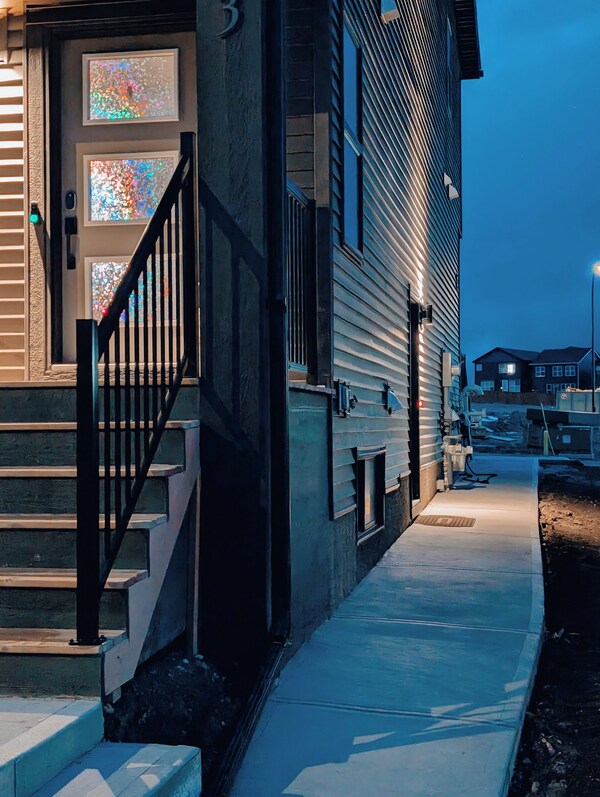 Luxury Guest Suite In Calgary Perfect For A Visit To The Canadian Rockies. - Calgary