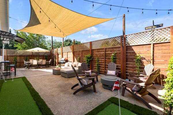 Brand New Cottage, Putting Green, Private Patio - Thousand Oaks, CA