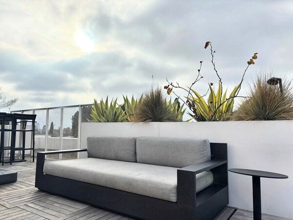 Hollywood 𝓤𝓻𝓫𝓪𝓷 Retreat On Spaulding Ave - Free Wifi 𝓪𝓷𝓭 Parking - Hollywood