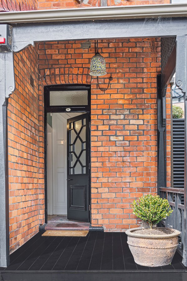 Central Luxury Art & Craft Villa 2-3br With Carpark - Auckland