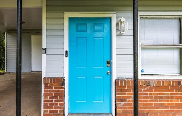 Cozy & Clean 3 Bed/ 1 Bath In Macon - Macon, GA