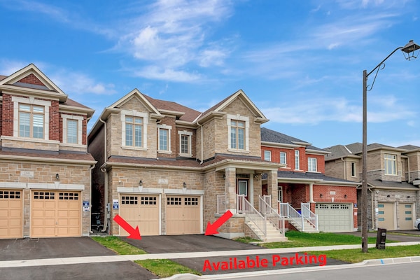 Luxurious! Centrally Located Stouffville Home-office/wi-fi - Markham