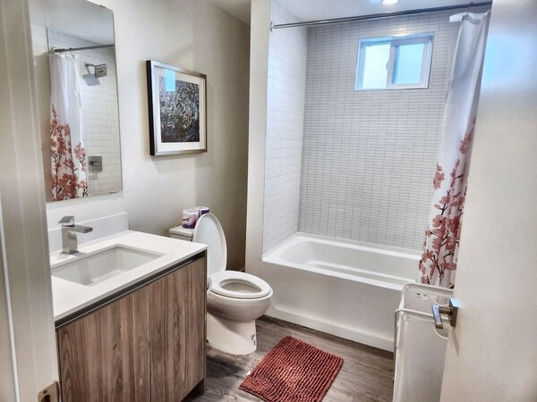 Charming 2br Suites In Beautiful Los Angeles - Hyde Park - Los Angeles