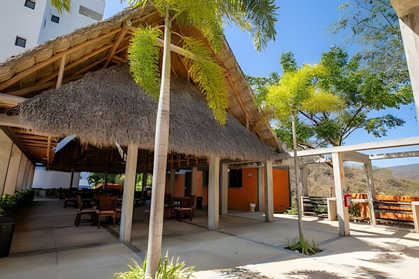Family Paradise Views, Jacuzzi And Beach Club - La Cruz de Huanacaxtle