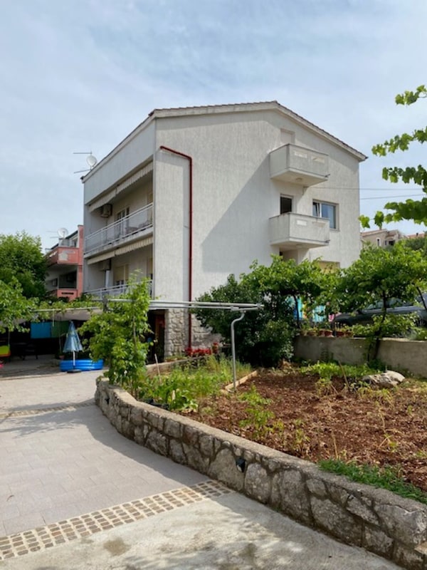 Apartman With Ac And Nice Wiew - Baška