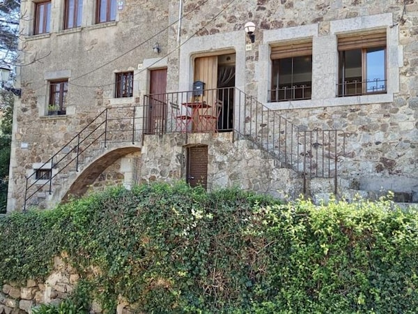Charming House In The Fortified Old Town Of Tossa De Mar - Tossa de Mar
