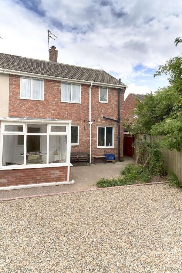 3 Bedroom Home In Billingham - Hartlepool