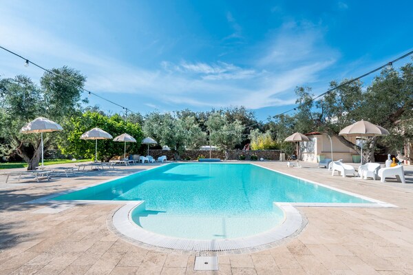 Room 'San Biagio - Superior 104' With Shared Pool, Wi-fi And Air Conditioning - Melendugno