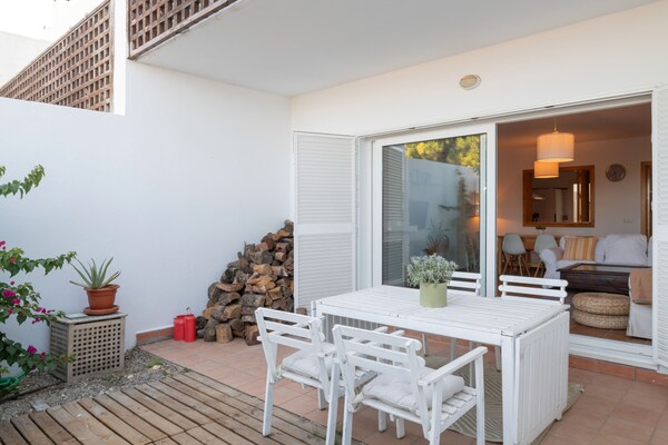 Ferienwohnung 'Nueve Pies Surfhouse' Mit Meerblick, Privatterrasse Und Wi-fi - Conil de la Frontera
