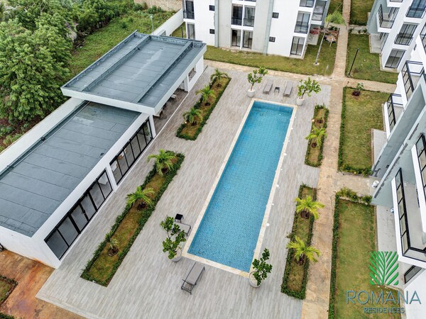 Brand New 3 Bdr Apartment, Full Kitchen,  Pool, Gym, Wi Fi, In La Romana - La Romana