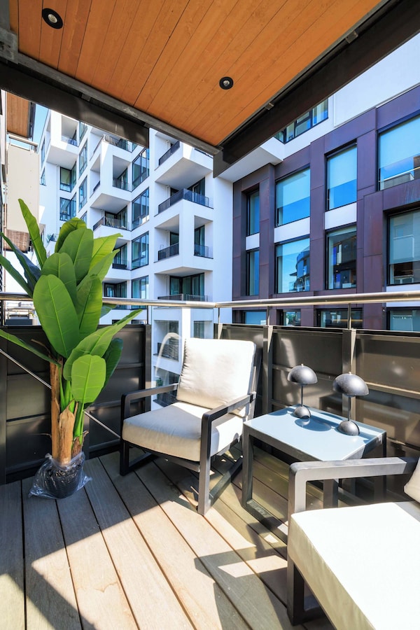 High-end L Balcony L Rooftop L Self Check-in - Oslo