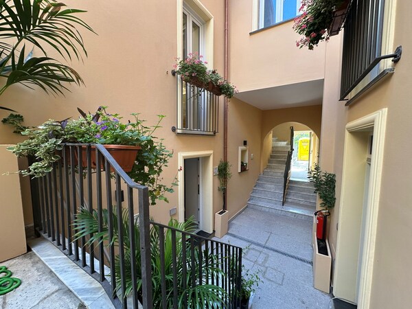 Apartment 'Standard Velia' With Wi-fi And Air Conditioning - Palinuro