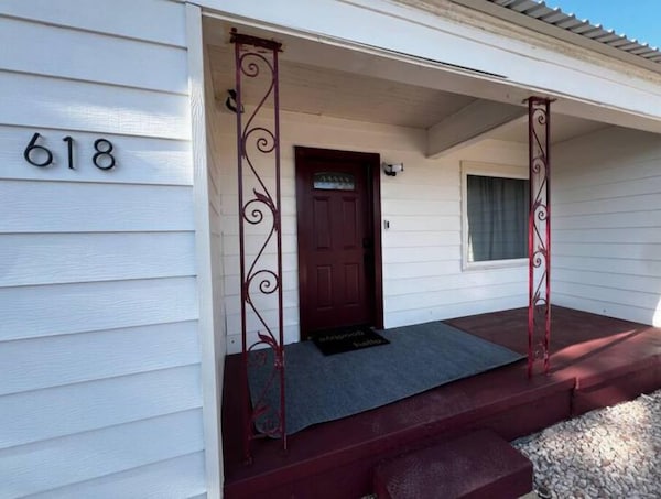 Cranberry Cottage - Hobbs, NM