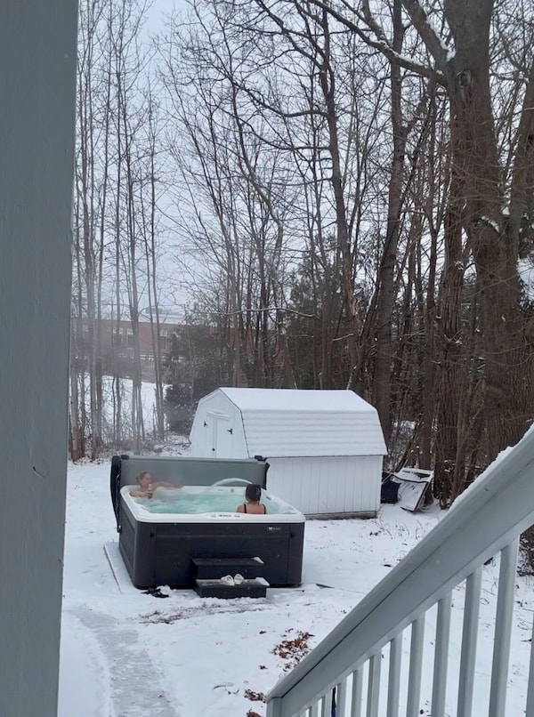 Hot Tub! Studio In New House - Location, Location! - Old Orchard Beach, ME