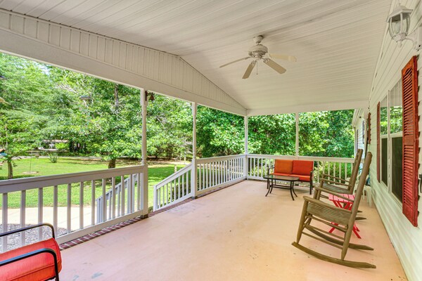2 Mi To Dtwn: Retreat On 3 Acres In Pelzer! - Belton, SC