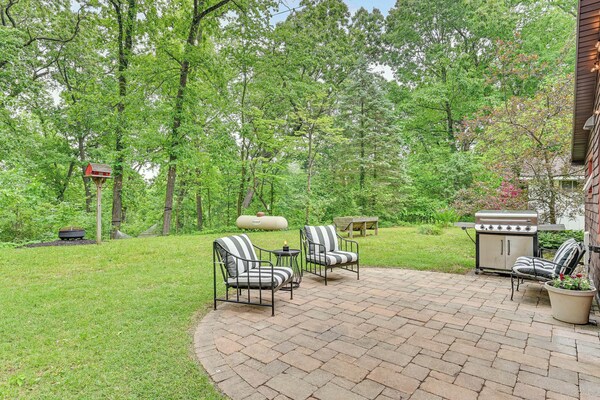Walk To Kelsey Lake: Cassopolis Home W/ Yard! - Dowagiac, MI