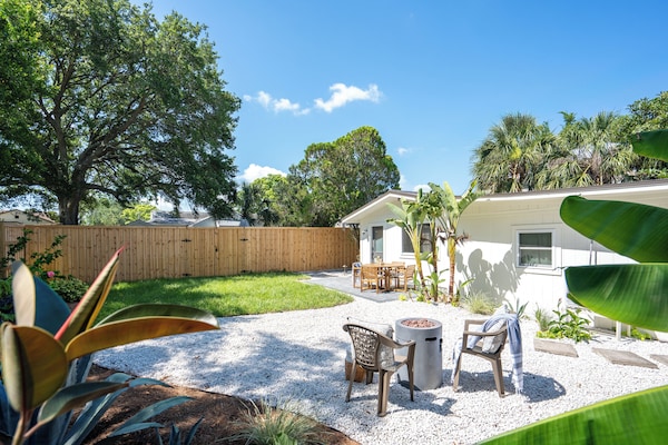Walk To Downtown - Luxe Backyard - Private + Peaceful Stay - St. Augustine Beach, FL