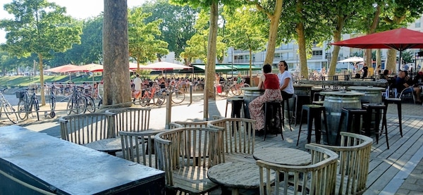 Quiet Apartment, In The Heart Of The Tourist District, Parking - Angers