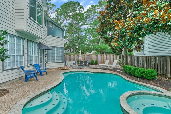 Pool & Spa  The Woodlands Gem - Spring