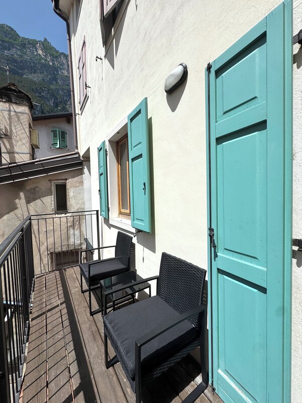 Sweet Life | Shore Historical Center | 100 Mt From The Lake | With Garage - Ledro