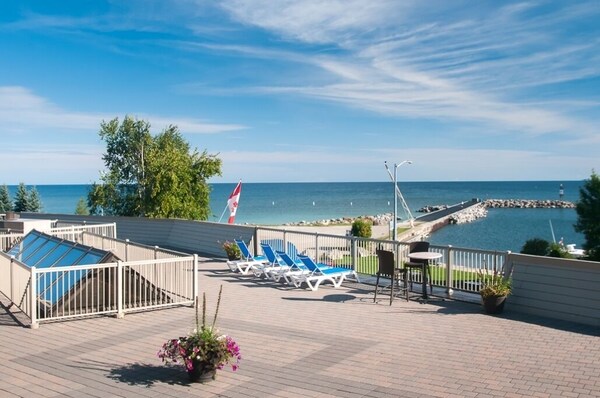 Royal Harbour Resort - Thornbury On - Thornbury
