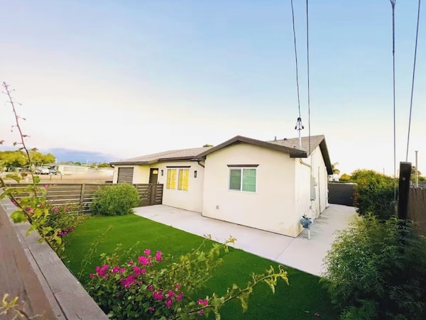 Exotic Home Escondido By Sdstay - Escondido, CA