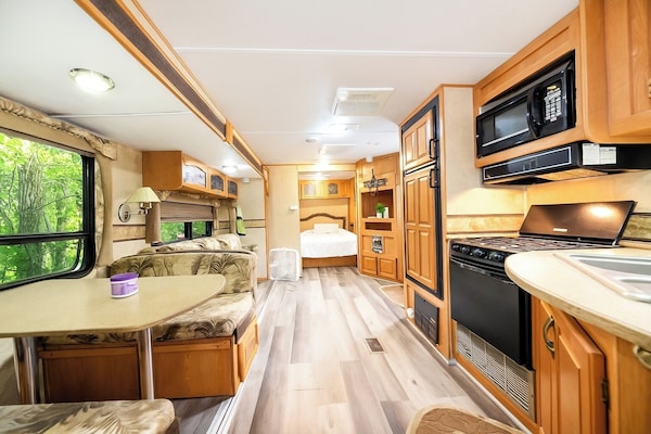 Pet-friendly 2br Camper With Fire Pit And Grill - Gary, IN