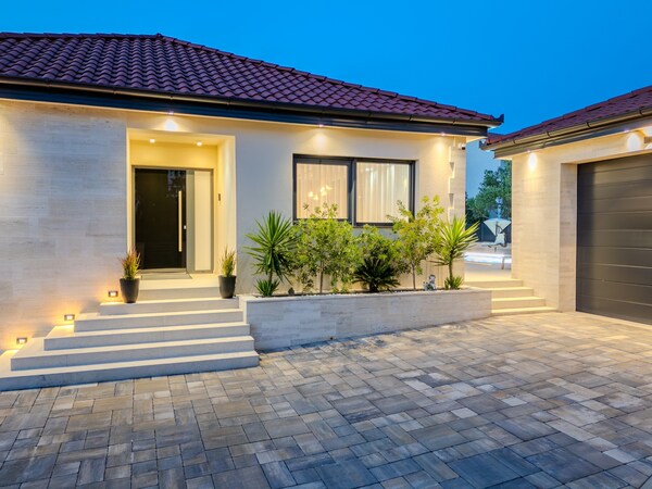 Holiday House With A Swimming Pool Privlaka, Zadar (K-24747) - Privlaka