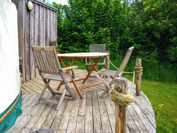 Russet Yurt - Ukc6945 - Dorset