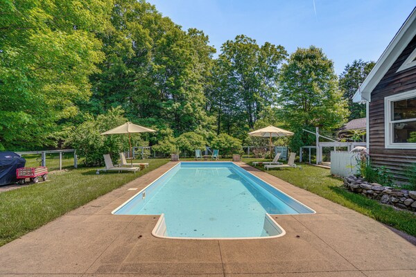 9 Mi To Dtwn Hudson: Pet-friendly Home W/ Pool - Red Hook, NY