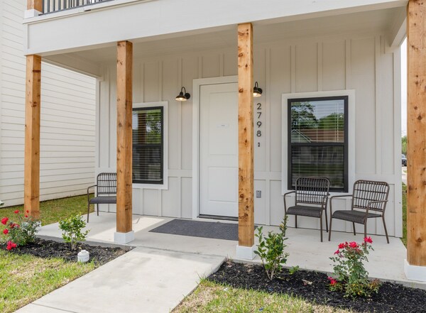 Ranger: New Home, 2mi-a&m/walk-legends Event Ctr - Bryan