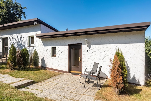 Bungalow 'Die Orange' With Mountain View, Private Terrace And Wi-fi - Niedenstein