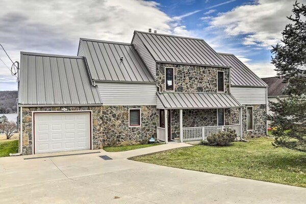 Alpine Lake Resort Home: Stunning Lake Views! - West Virginia