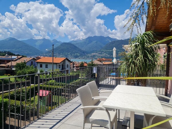 Two Bedroom Apartment With Terrace - Dervio