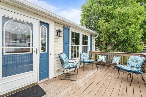 Lake Access, Views And Hot Tub - Lodi
