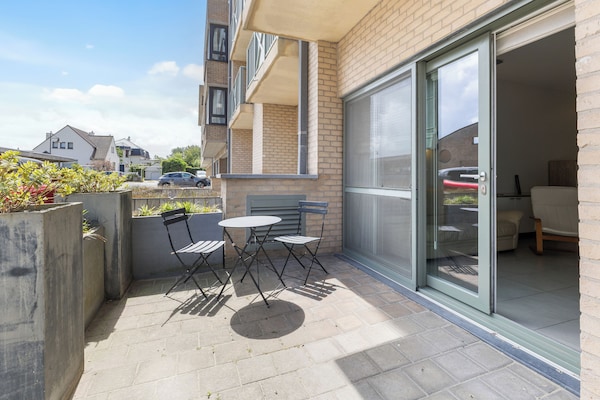 2 Bedroom Accommodation In Sint Idesbald - Bray-Dunes