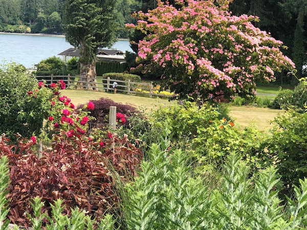 \Nbeach Access Air Conditioned Modern Cottage At Gateway To Olympic National Park - Poulsbo, WA