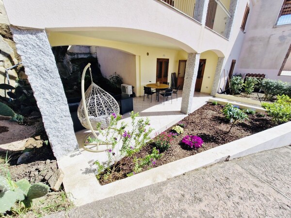 Apartment 'Dolce Vita' With Sea View, Shared Pool And Wi-fi - Costa Paradiso