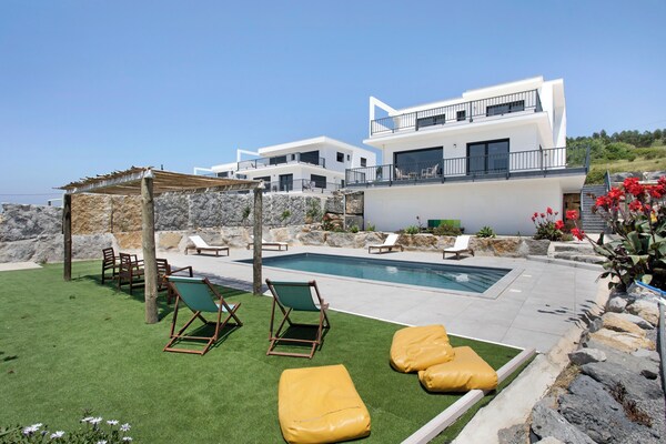 Villa 'Breeze Retreat' Mit Bergblick, Gemeinschaftspool Und Wi-fi - Lourinhã