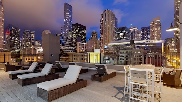 Stay In Heart Of Chicago | Rooftop Deck, Gym And Near Millennium Park - Printer's Row - Chicago