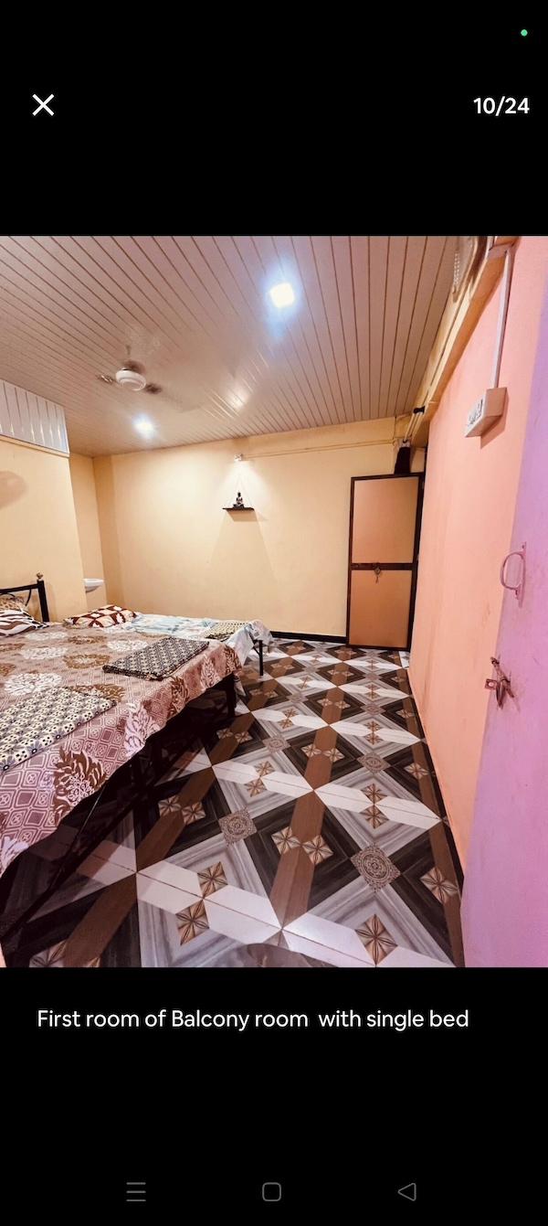 Family Friendly Homestay In Forest Just Five Minutes Away From Arabian Ocean. - Ganpatipule