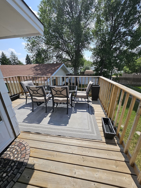 Charming 2-bedroom House With Wifi In Regin, Spacious, Calm And Lovely Space - Regina