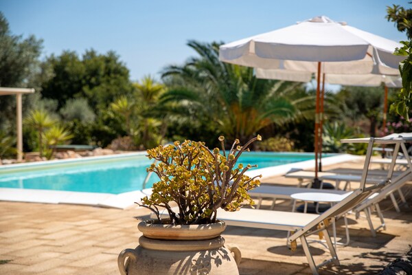 Apartment 'Edera In Villa Flavia' With Shared Pool, Wi-fi And Air Conditioning - Rosolini