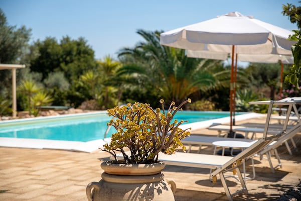 Apartment 'Edera In Villa Flavia' With Shared Pool, Wi-fi And Air Conditioning - Pozzallo