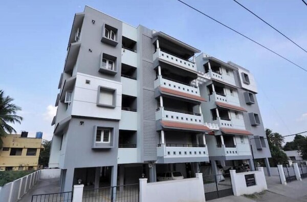 Guestline Service Apartments - Coimbatore