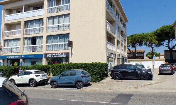 Pleasant Studio With Balcony Near The Sea - Six-Fours-les-Plages