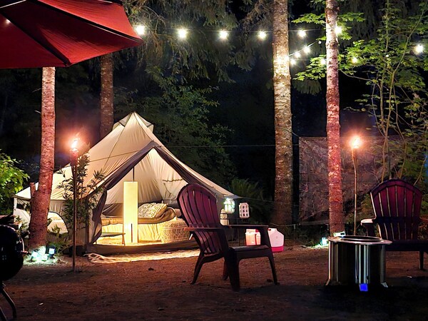 Cozy 5 Sites Campground In Serene Elbe With Shared Kitchen, Water, Lights, Wifi - Washington