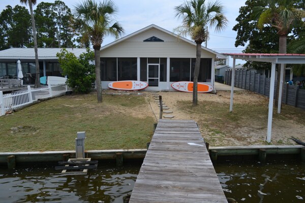 Waterfront Two Bedroom Beach House With Private Boat Dock - Panama City
