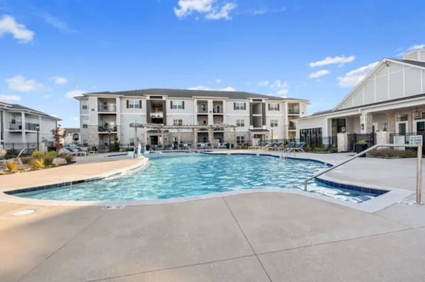 Cozy & Luxurious 1bd Apartment In Kannapolis With Wifi, Ac,pool 10 Mins From Clt - Concord, NC
